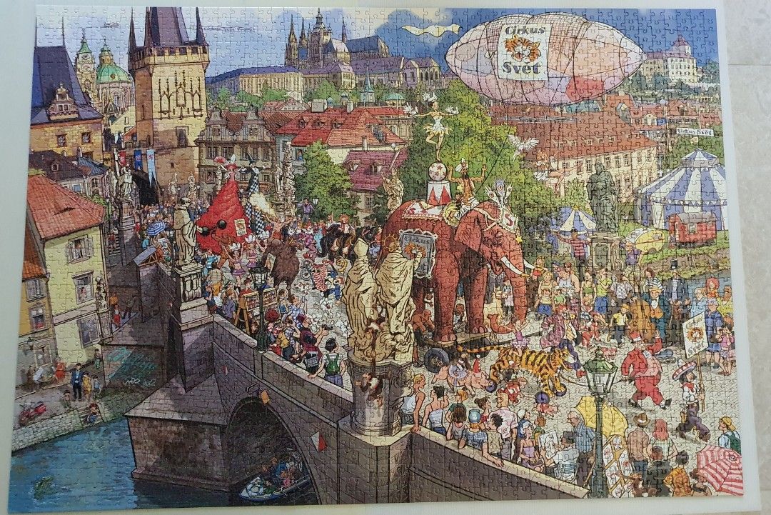 Heye Street Parade 2000pcs, Hobbies & Toys, Toys & Games on Carousell