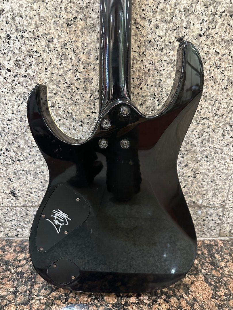 Ibanez MTM2 - Mick Thomson/Slipknot Signature "Seven" Guitar, Hobbies ...