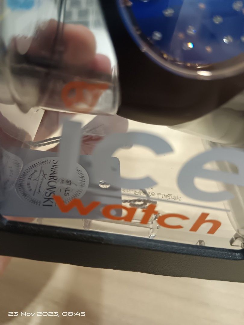 Ice watch new, Men's Fashion, Watches & Accessories, Watches on Carousell