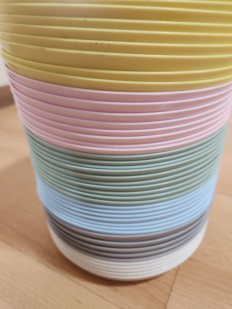Ikea Kalas plastic plates, Furniture & Home Living, Kitchenware ...