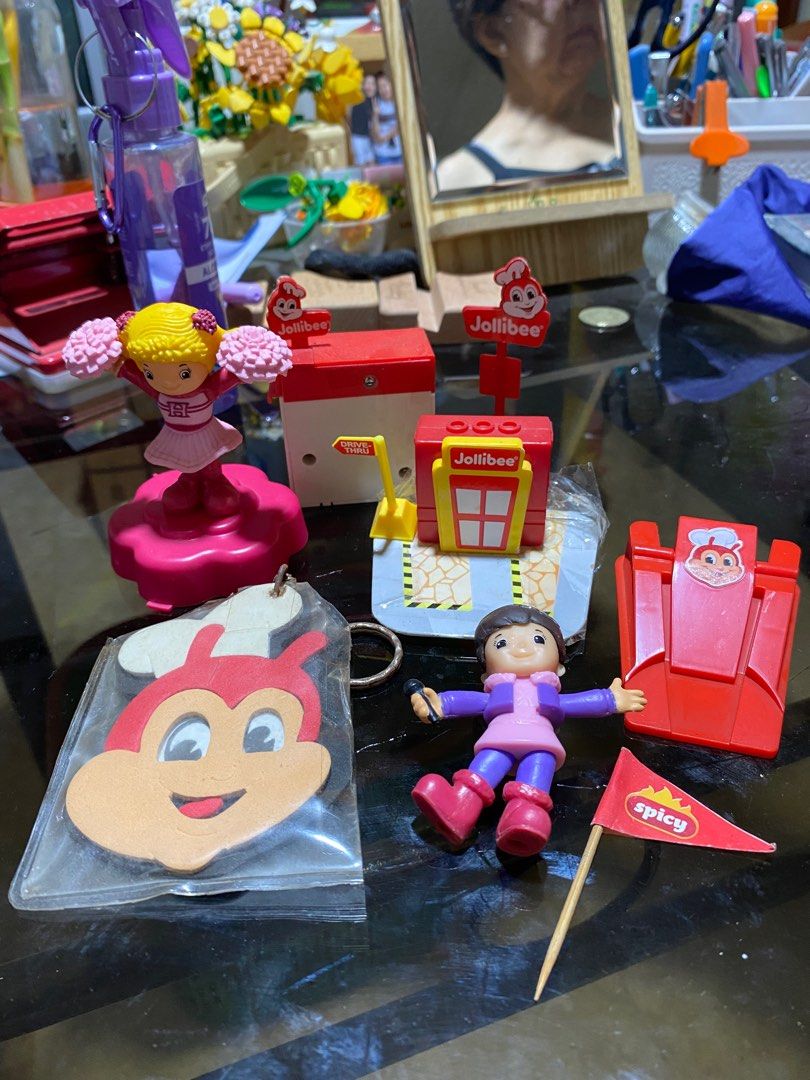 Jollibee Set Toys and Collection, Hobbies & Toys, Memorabilia ...