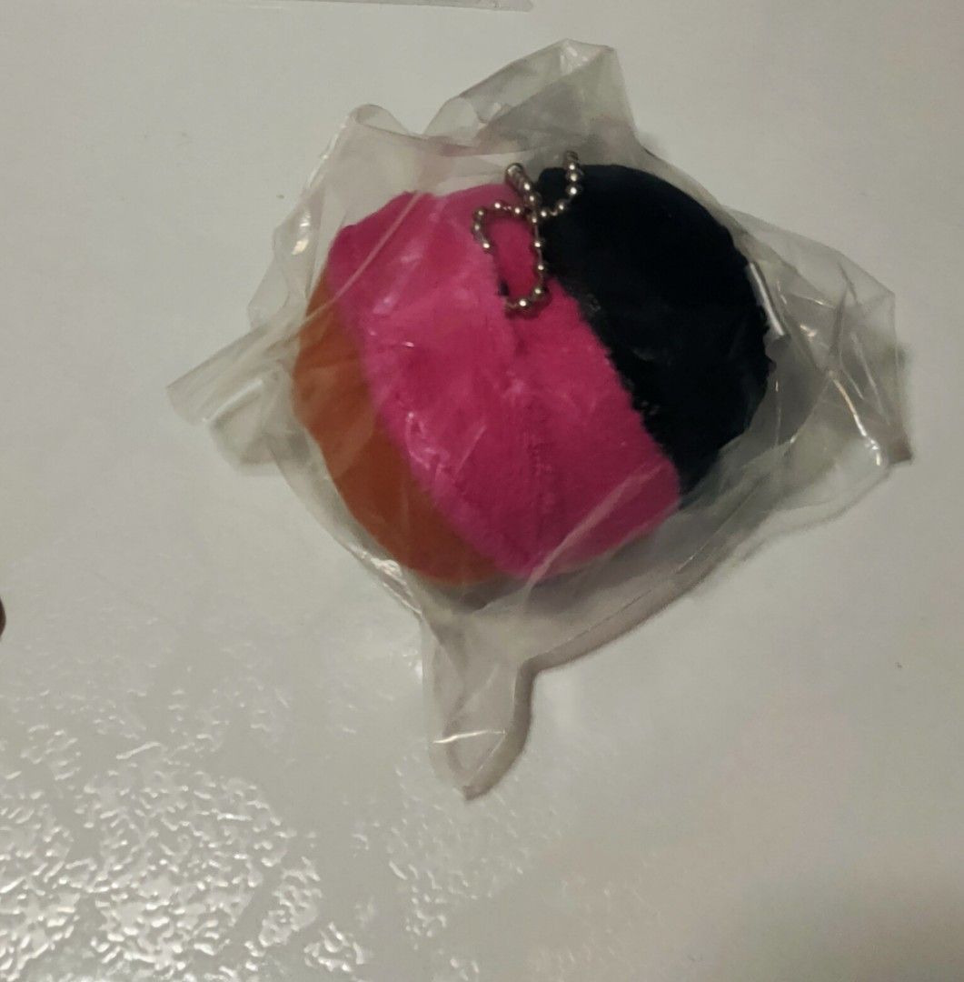 Keychain, Hobbies & Toys, Memorabilia & Collectibles, Fan Merchandise ...