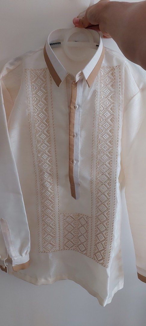 Large Barong Brand New from Pandi Bulacan, Men's Fashion, Tops & Sets ...