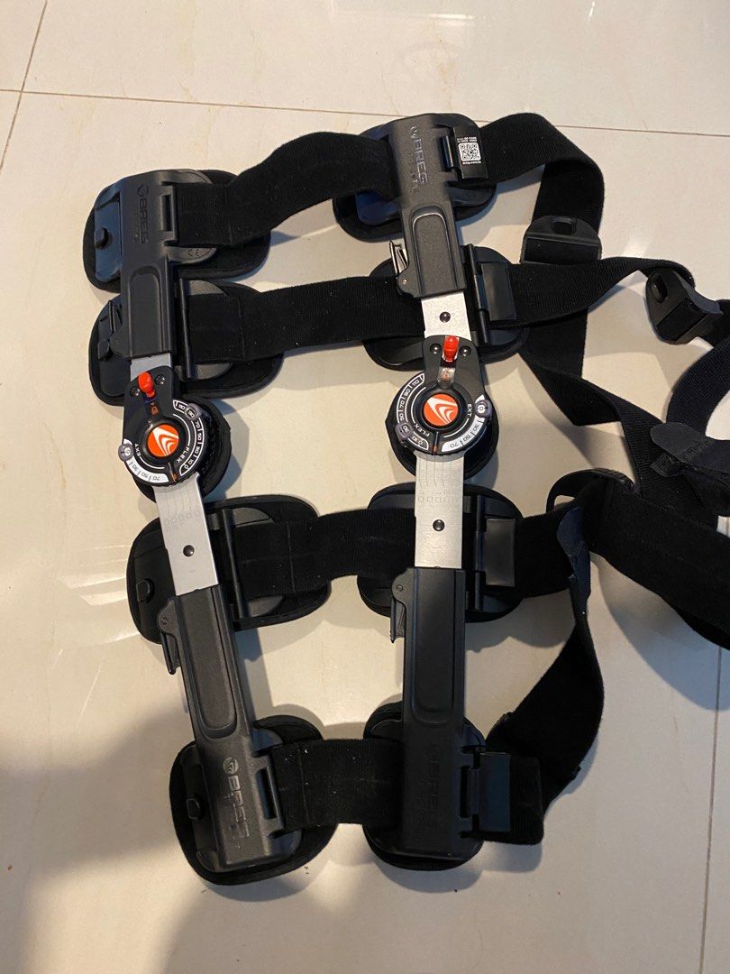 Leg brace, Health & Nutrition, Braces, Support & Protection on Carousell