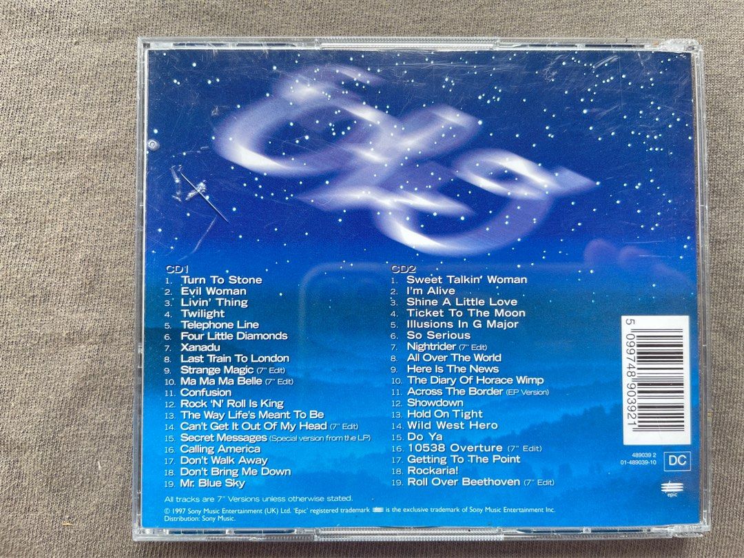 LIGHT YEARS - THE VERY BEST OF ELECTRIC LIGHT ORCHESTRA ( 2CD ...