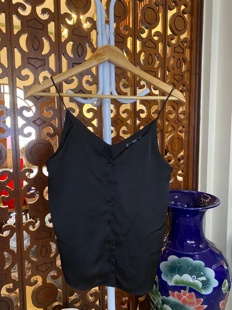 Mango Black Sando, Women's Fashion, Tops, Sleeveless on Carousell