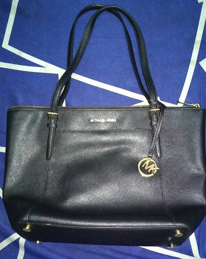 Mk Carryall Tote, Luxury, Bags & Wallets on Carousell