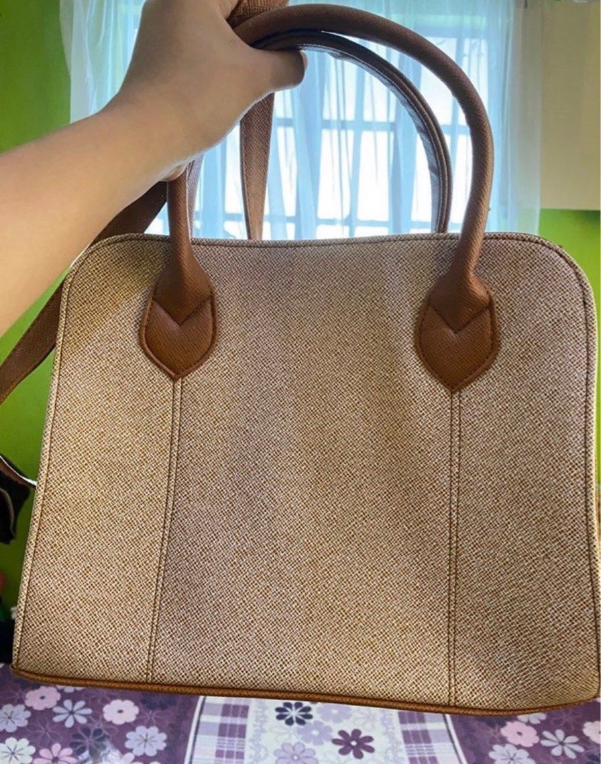 NEW MC bag shoulder cross body bag, Women's Fashion, Bags & Wallets ...