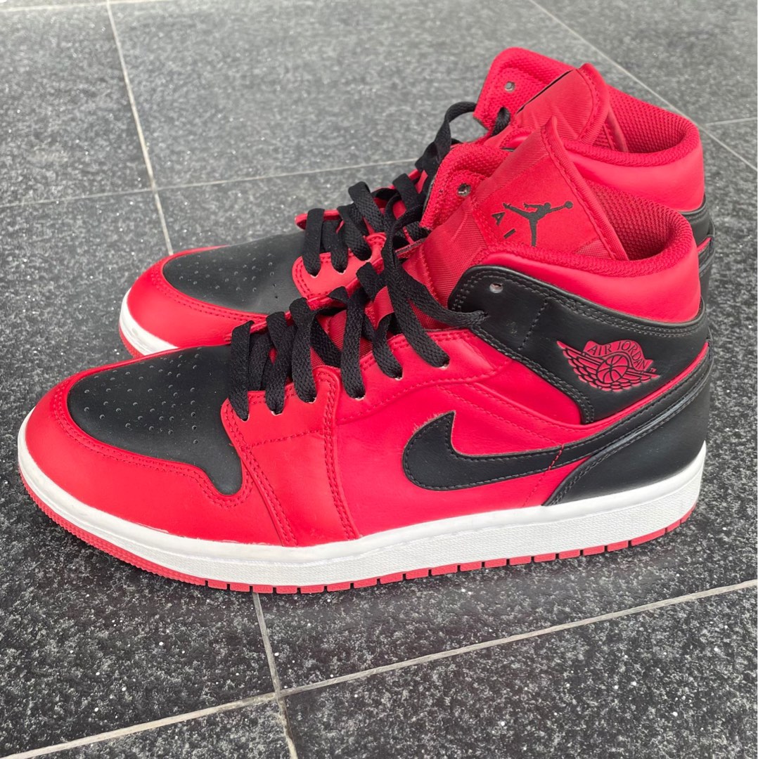Nike Air Jordan Mid Reverse Gym Red Black, Fesyen Pria, Sepatu ...