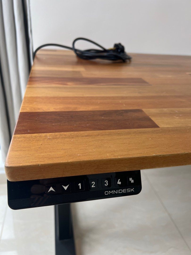 Omnidesk Pro 2020 Wildwood Collection Adjustable Height Desk Table ...