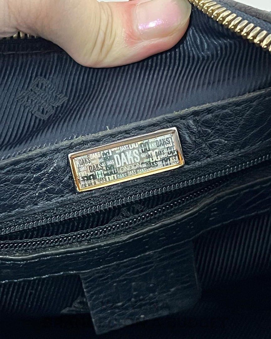 Original Daks preloved boston bag, Luxury, Bags & Wallets on Carousell