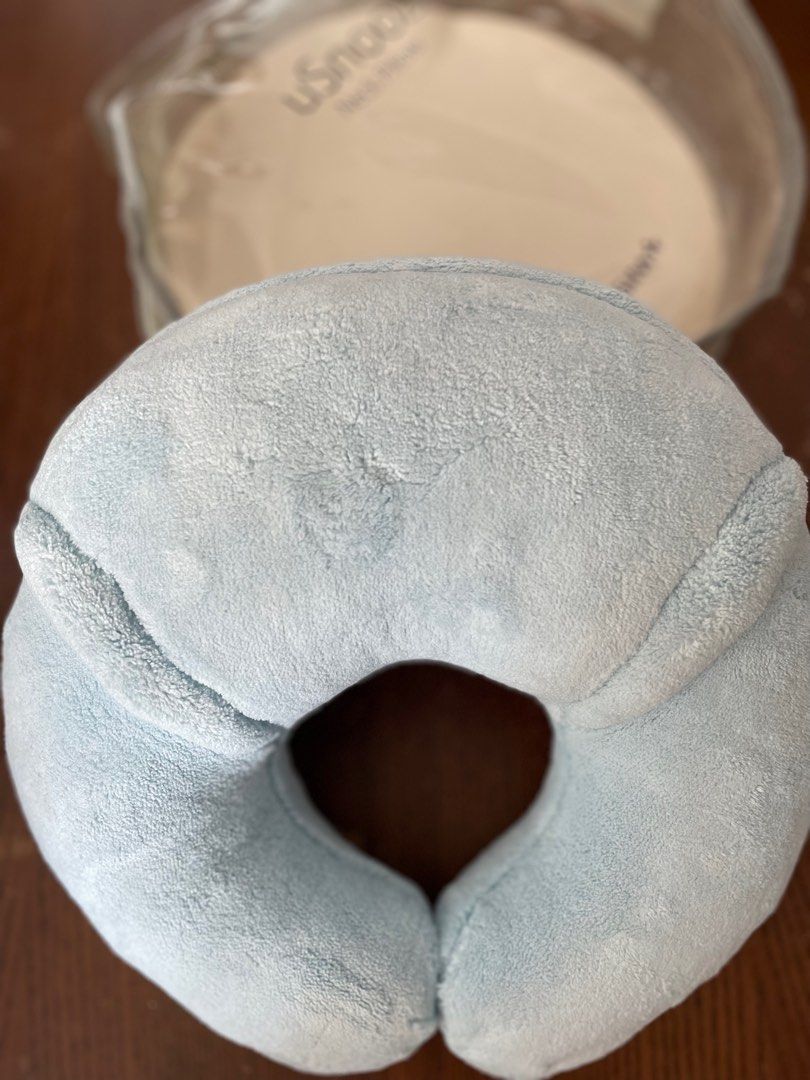 OSIM uSnooz Neck Pillow, Everything Else on Carousell