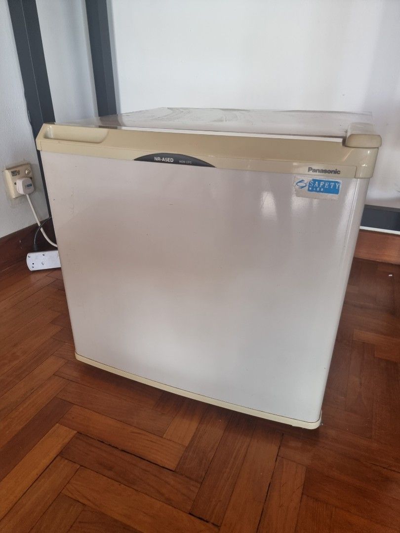 Panasonic Mini Fridge, TV & Home Appliances, Kitchen Appliances ...