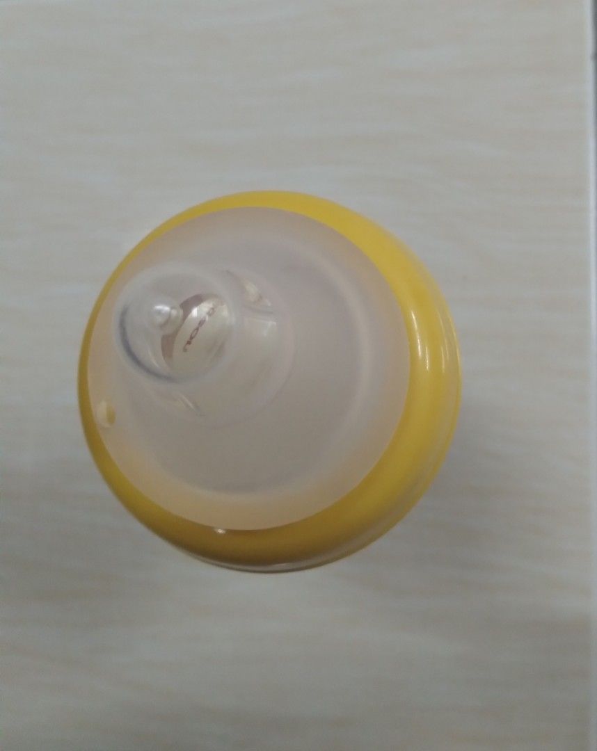 Pigeon Bottle 160ml, Babies & Kids, Nursing & Feeding, Breastfeeding & Bottle Feeding on Carousell