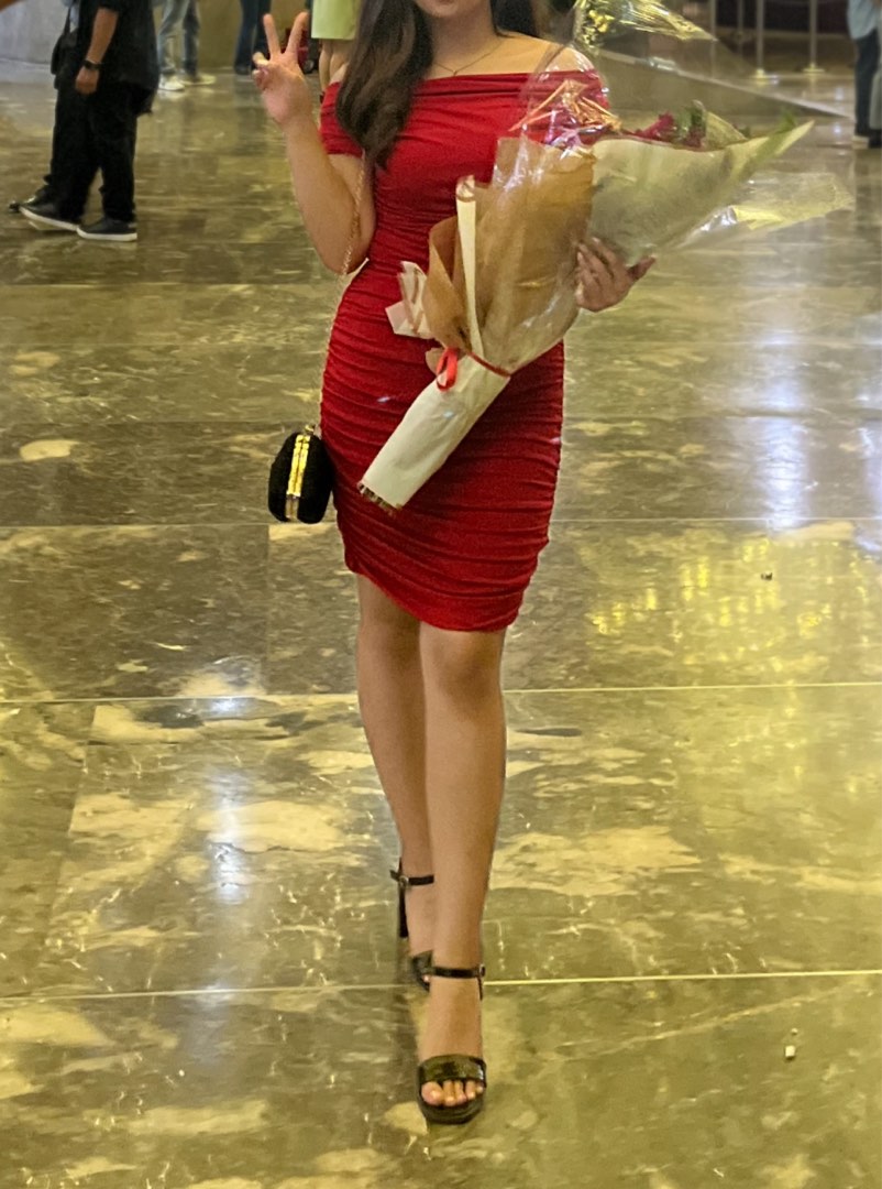 Plain Red Dress, Women's Fashion, Dresses & Sets, Dresses on Carousell