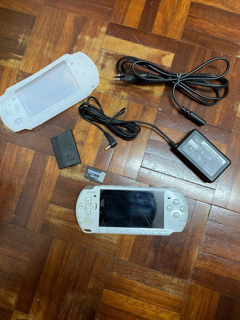Psp 3k full set and game, Video Gaming, Video Game Consoles ...