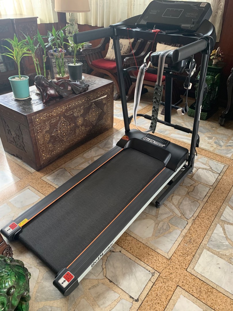 RUSH! Used treadmill, Sports Equipment, Exercise & Fitness, Cardio ...