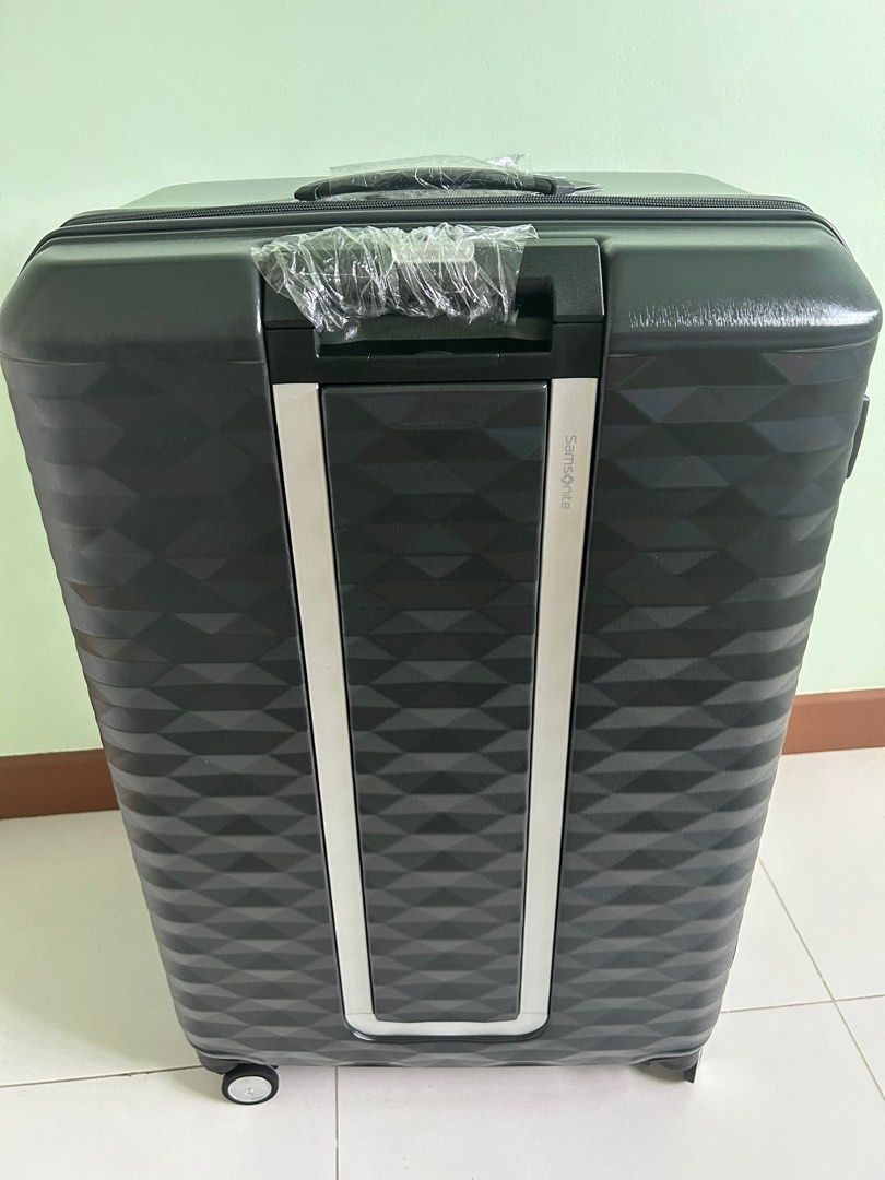 Samsonite Polygon Spinner 75/28, Hobbies & Toys, Travel, Luggage on ...
