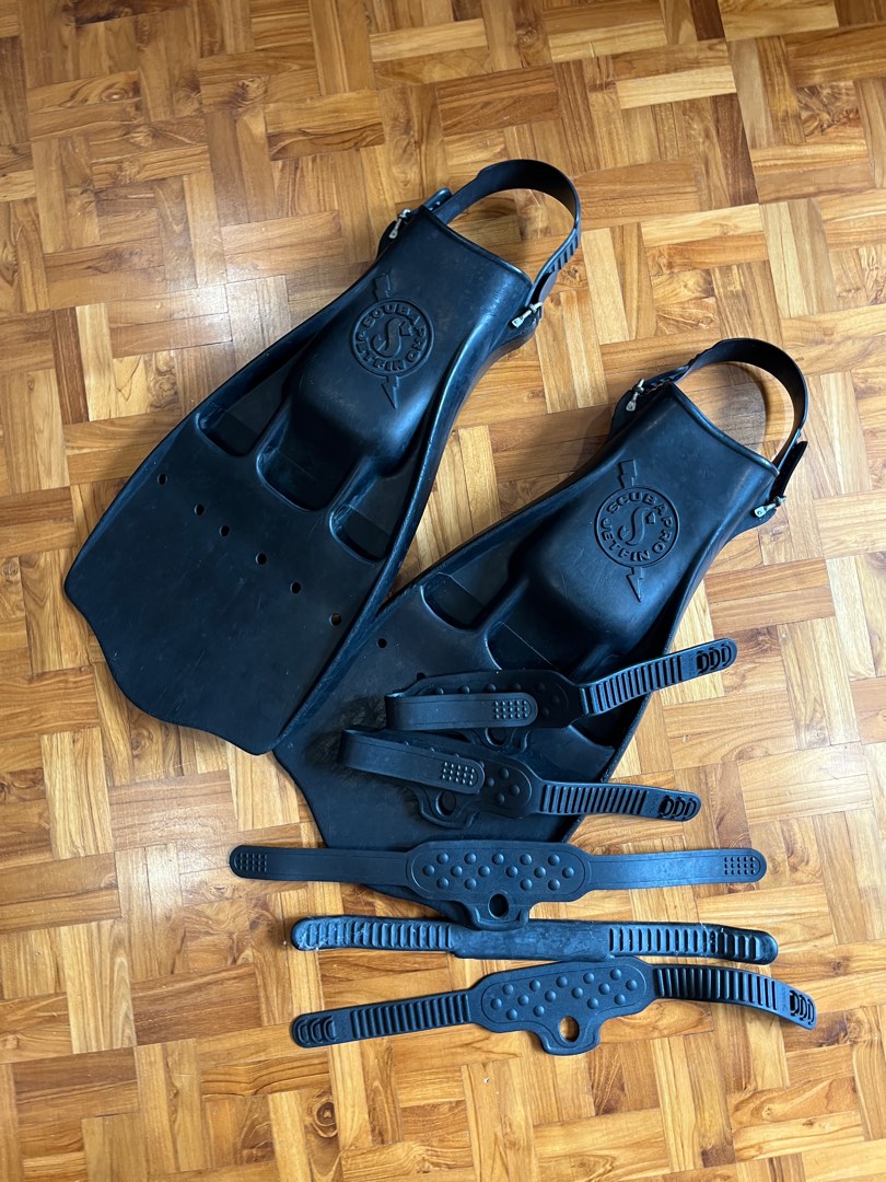Scuba pro jet fins (L), Sports Equipment, Sports & Games, Water Sports ...