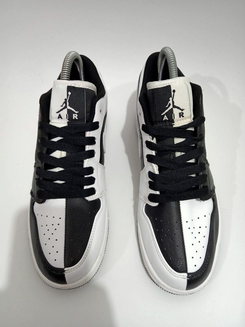 Sepatu Nike Jordan retro 1 low, Fesyen Wanita, Sepatu di Carousell