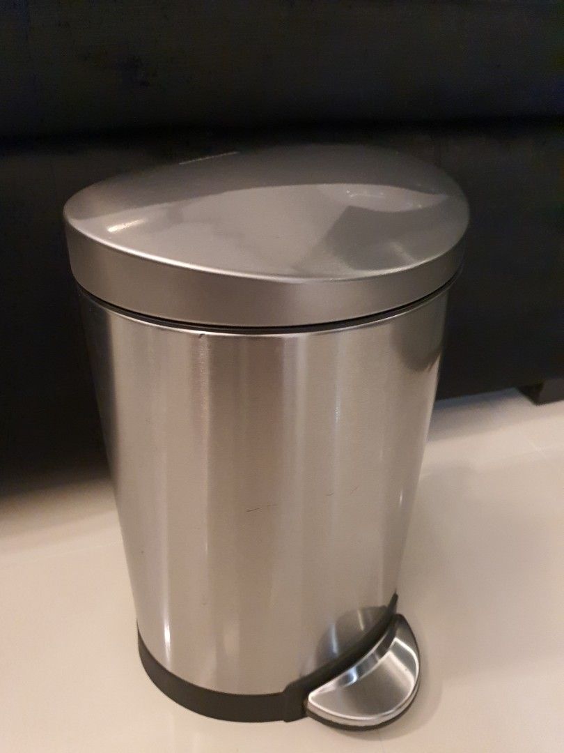 SimpleHuman Semi-round Step Bin, Furniture & Home Living, Cleaning ...