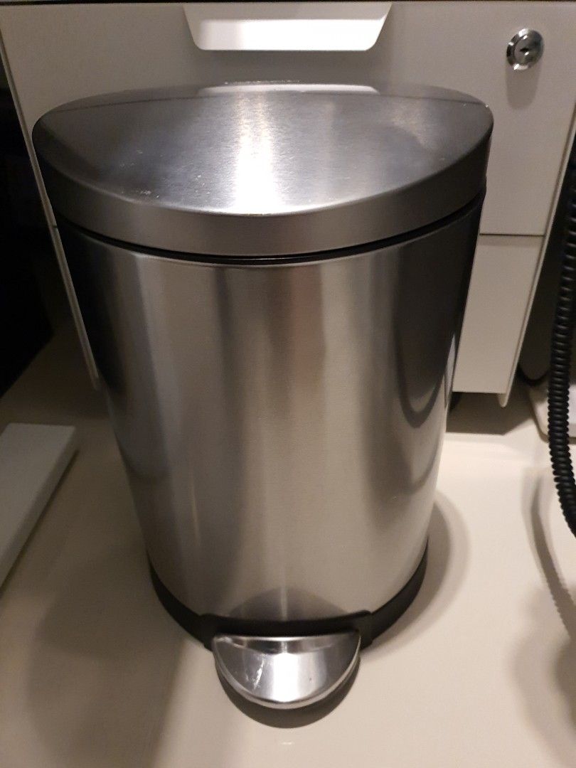 SimpleHuman Semi-round Step Bin, Furniture & Home Living, Cleaning ...