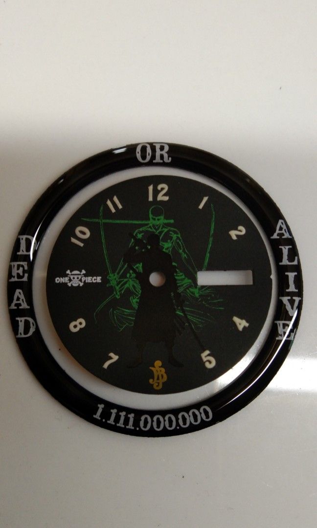 skx mod dial one piece zoro design, Men's Fashion, Watches ...