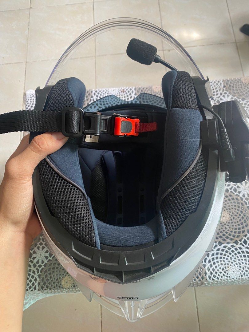 SPYDER FUEL with FREEDCONN TMAX INTERCOM, Motorbikes, Motorbike Parts ...
