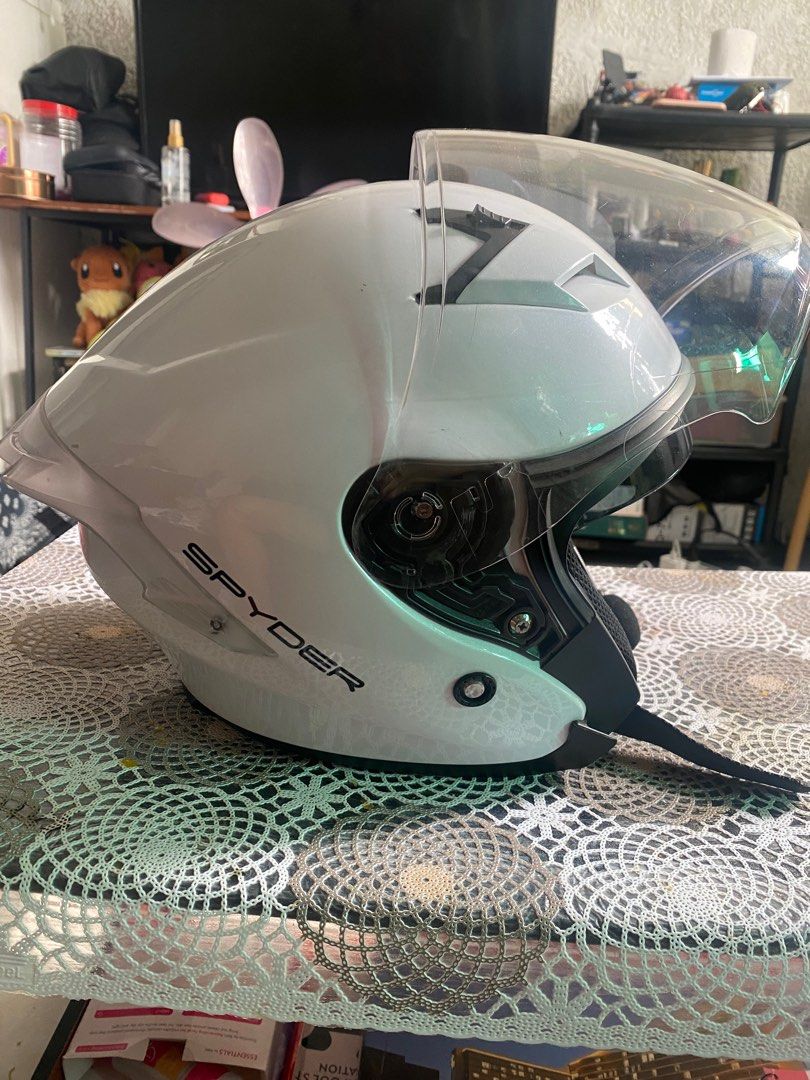 SPYDER FUEL with FREEDCONN TMAX INTERCOM, Motorbikes, Motorbike Parts ...