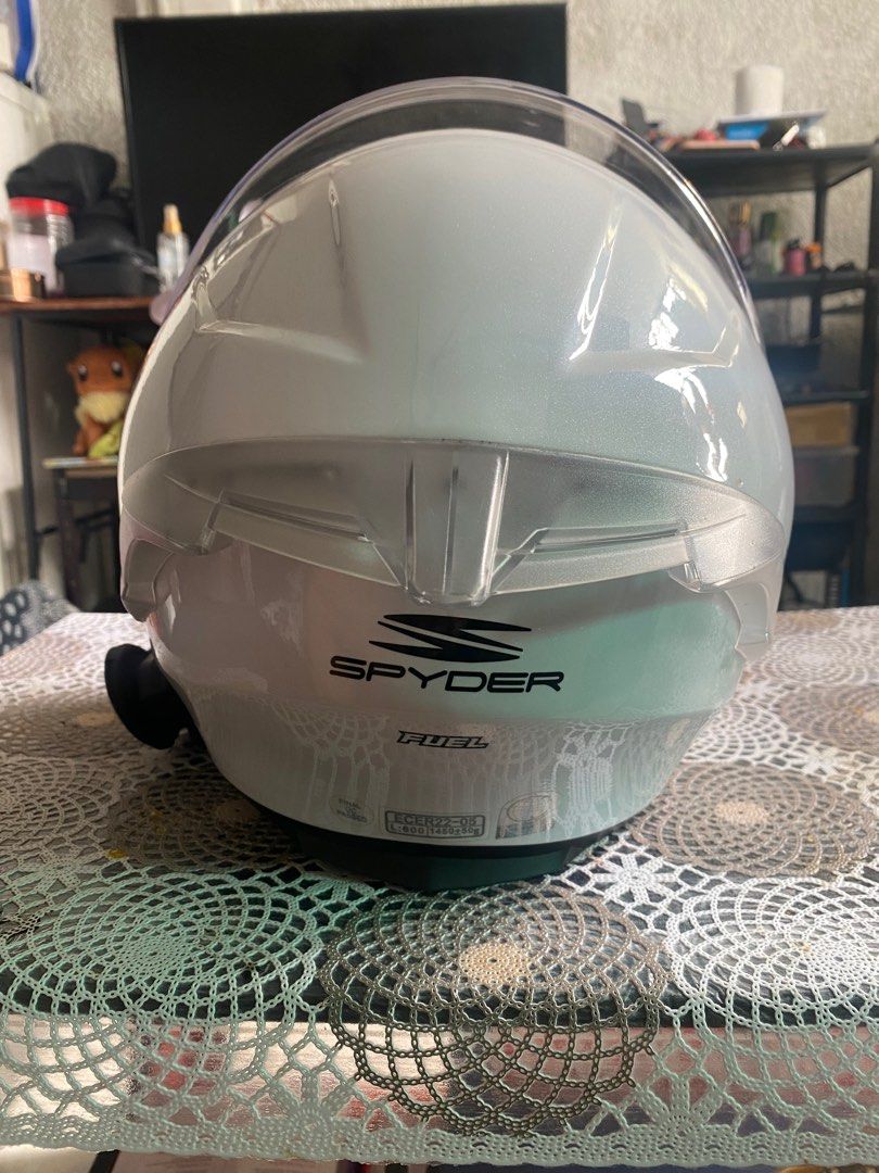 SPYDER FUEL with FREEDCONN TMAX INTERCOM, Motorbikes, Motorbike Parts ...