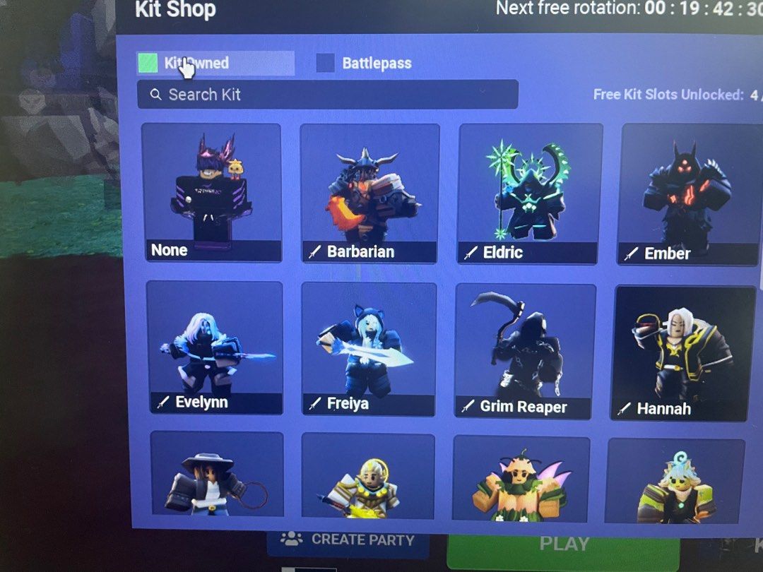 Super stacked Roblox account I have more photos but carosell only ...