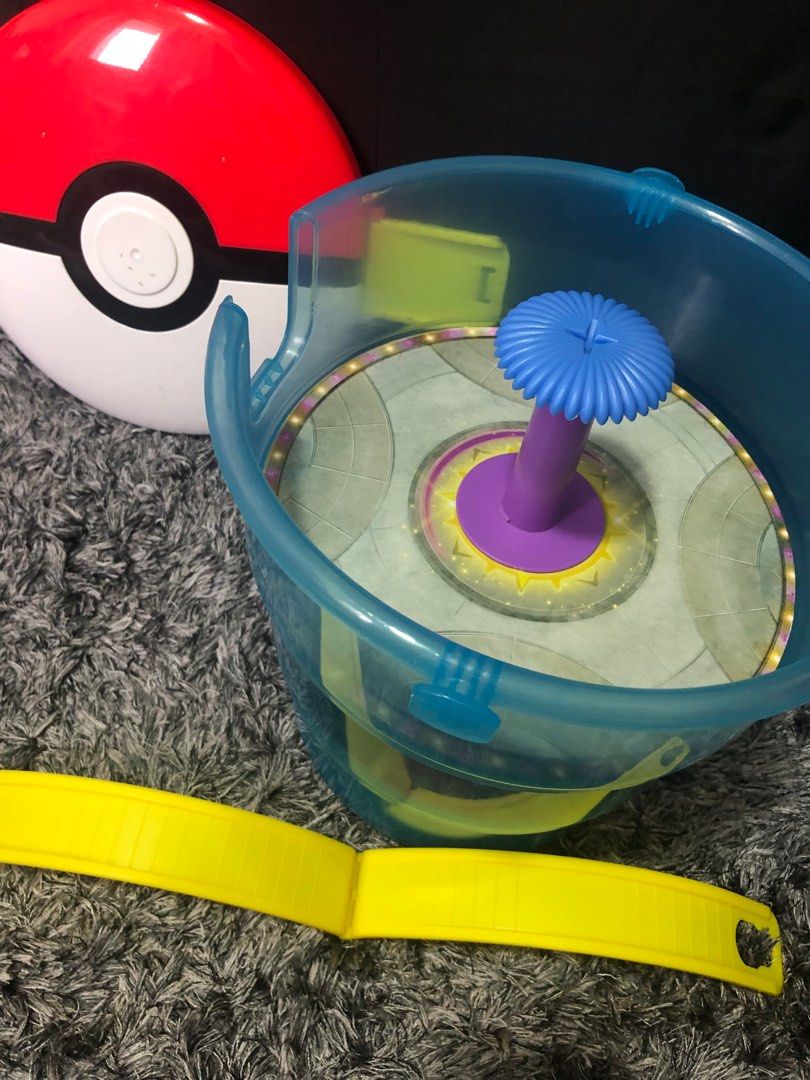 Takara Tomy Pokemon Moncolle-EX Guragura Poke Ball Case Bucket, Hobbies ...