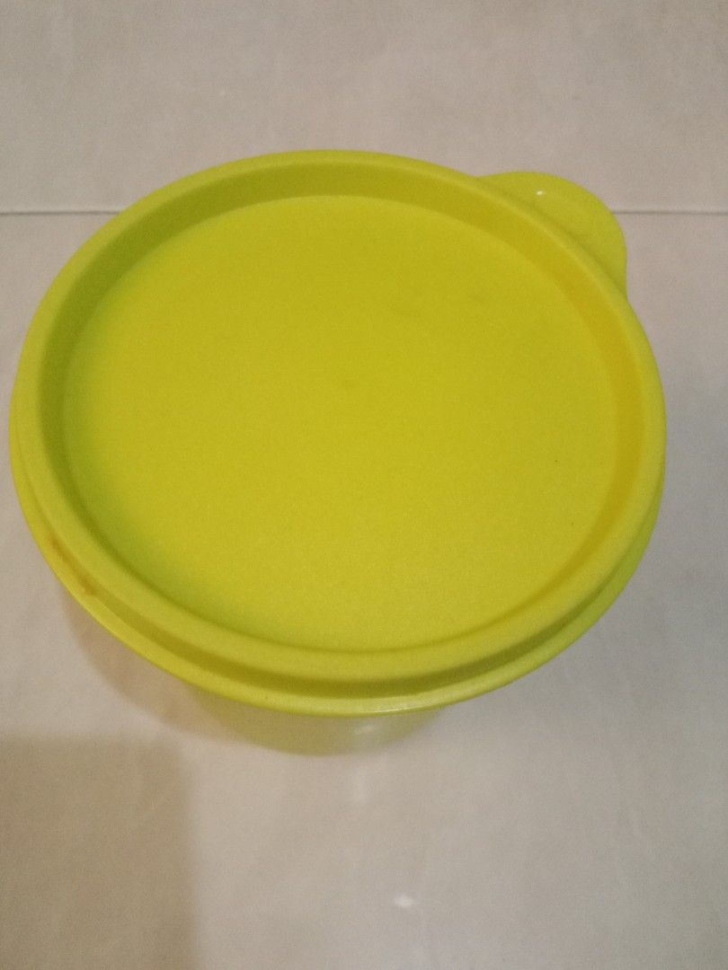 Tupperware 650ml, Kitchen & Appliances di Carousell