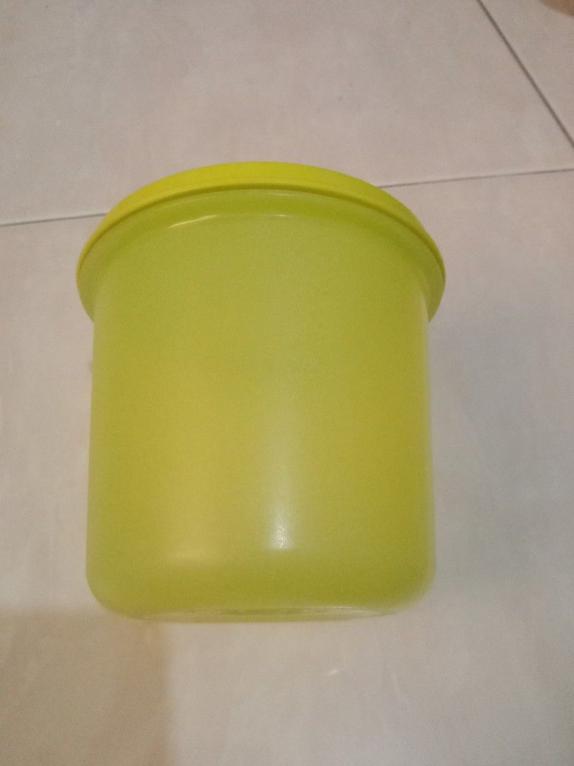 Tupperware 650ml, Kitchen & Appliances di Carousell