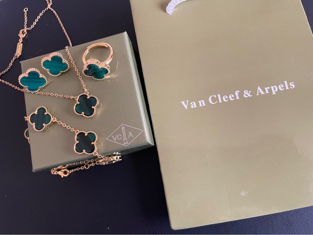 Van Cleef & Arpels (VCA) Four Leaf Clover Set (GREEN), Women's Fashion ...