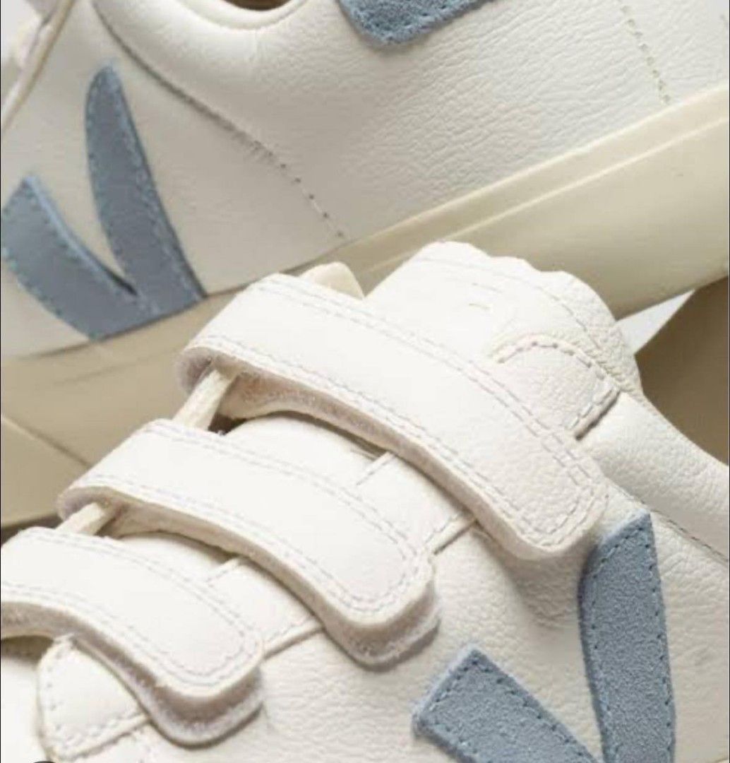 Veja Recife Steel, Women's Fashion, Footwear, Shoe inserts on Carousell