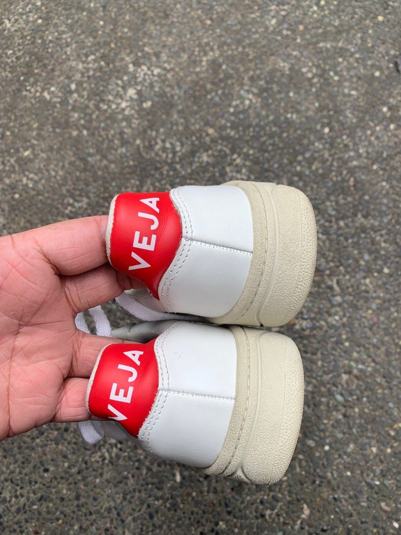 Veja V10 - White/Red, Women's Fashion, Footwear, Sneakers on Carousell