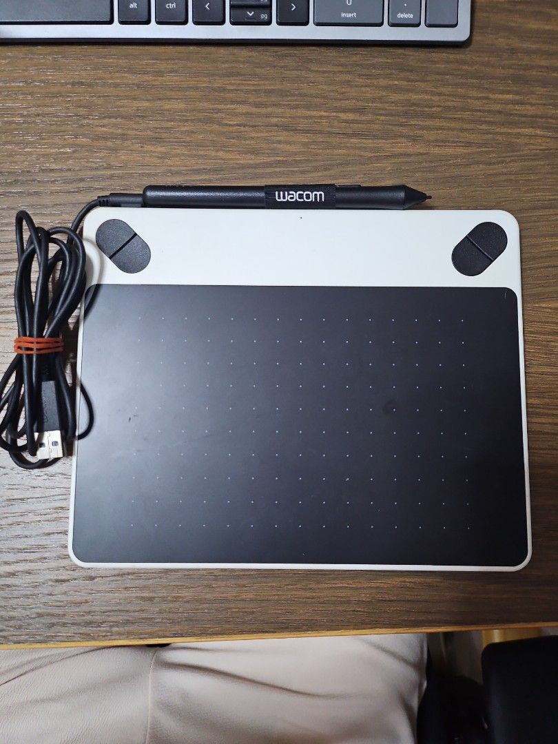 Wacom Intuos Draw CTL-490W, Computers & Tech, Printers, Scanners & Copiers on Carousell