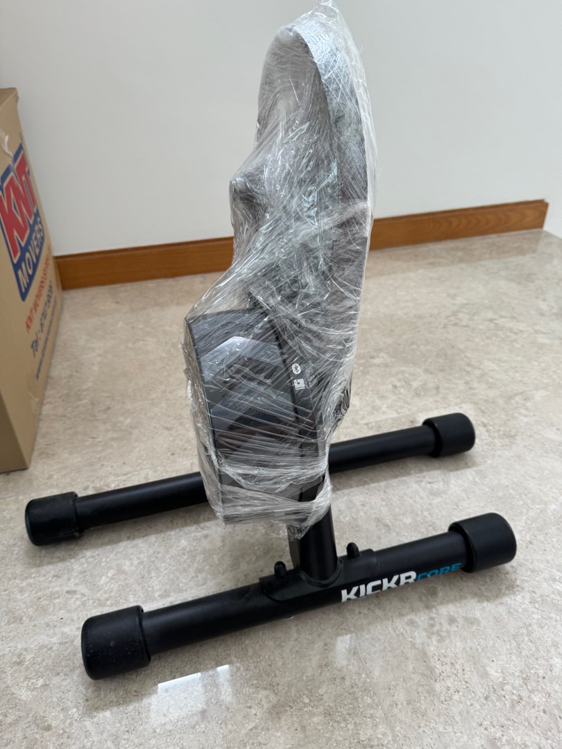 Wahoo Kickr Core, table and wheel block trainer, Sports Equipment ...