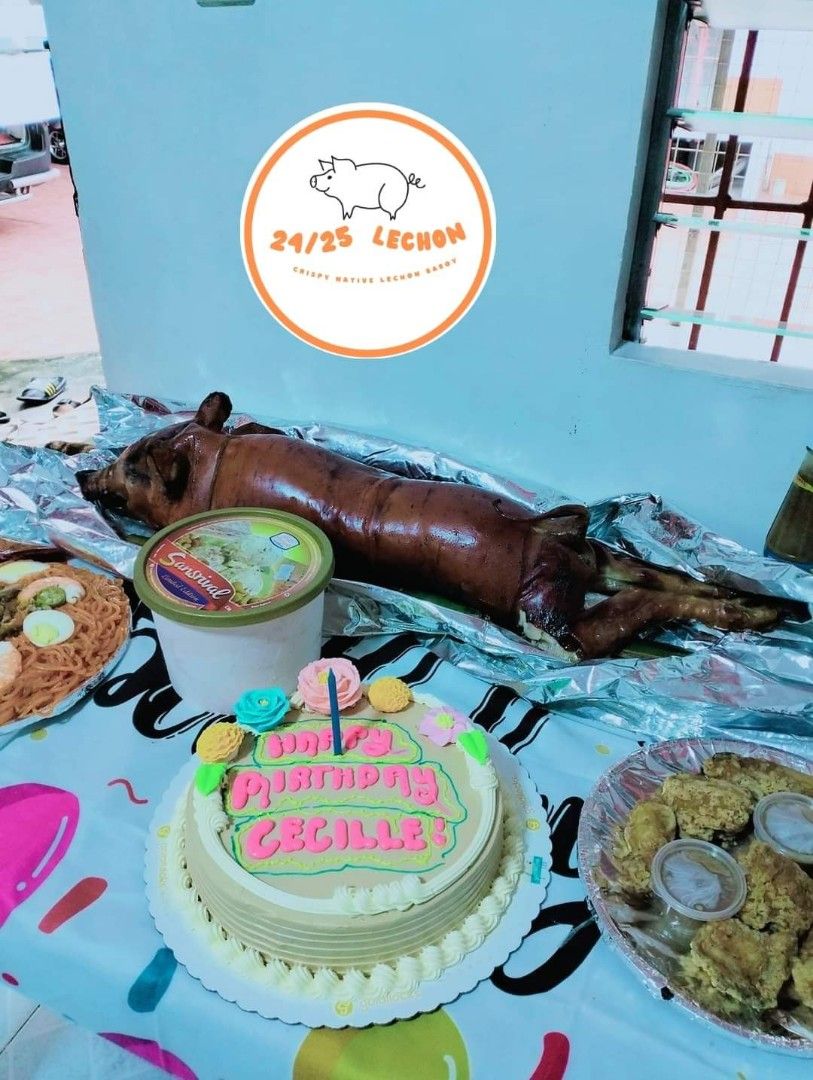 whole lechon baboy cebu style with 10 bilao size 10" package, Food ...