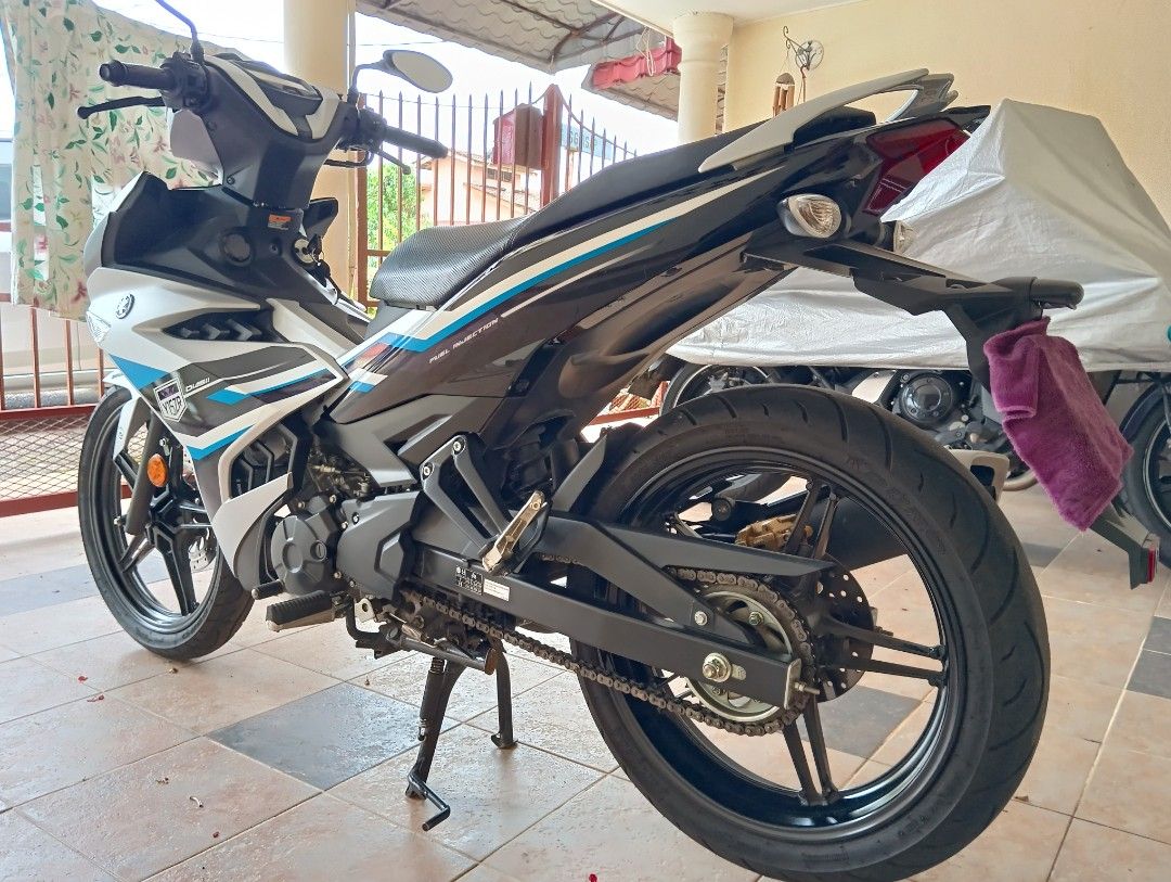 Yamaha Y15ZR V2 2023 Matte Silver, Motorbikes on Carousell