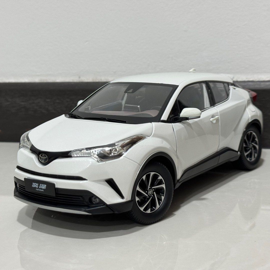 1:18 Toyota C-HR / Izoa (White), Hobbies & Toys, Toys & Games on Carousell