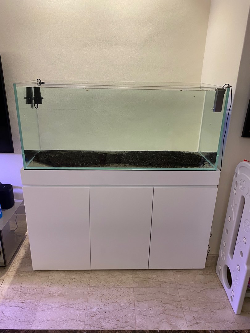 4 ft fish tank (120x50x50) with cabinet, Pet Supplies, Homes & Other ...