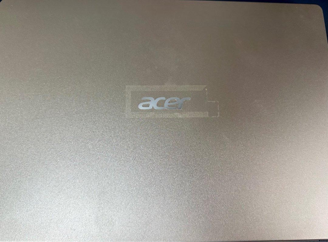 Acer Swift 1 laptop (gold), comes with laptop bag and charger ...