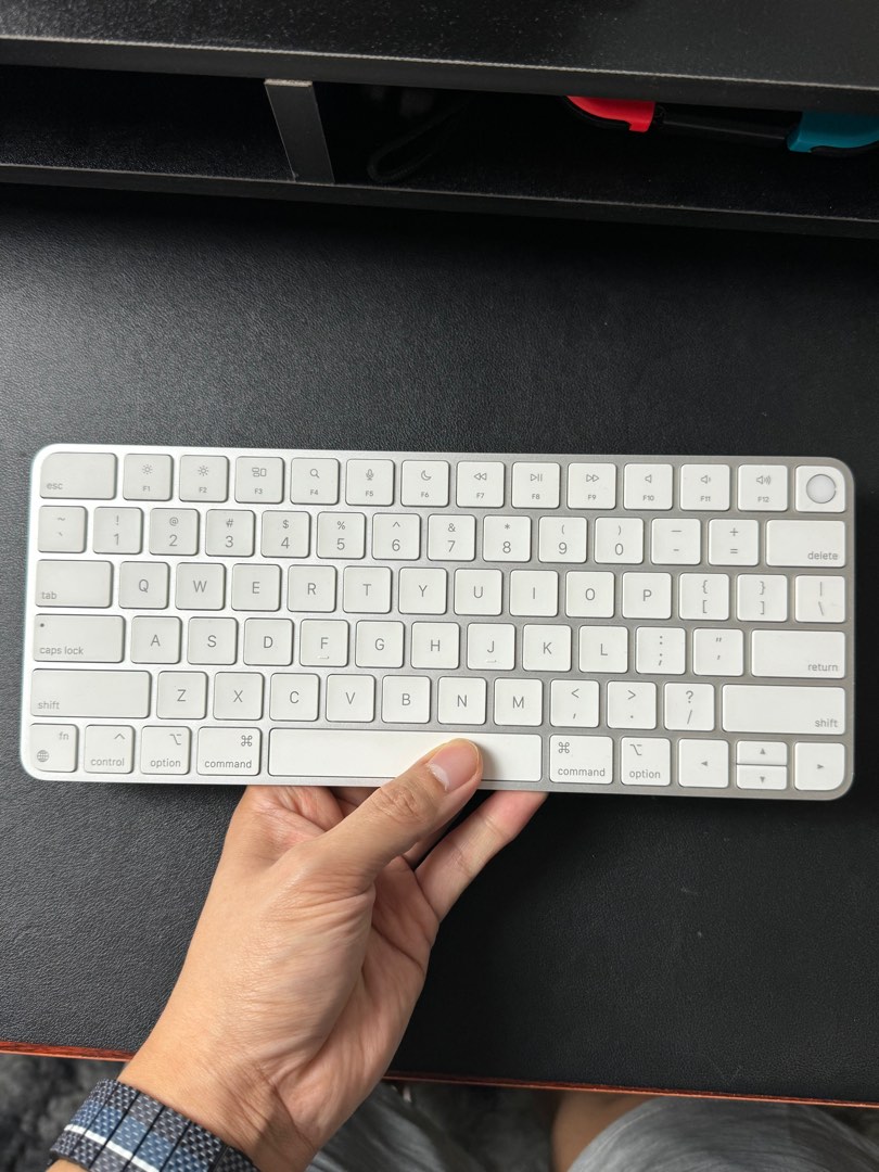 Apple Magic Keyboard with Touch ID, Computers & Tech, Parts ...