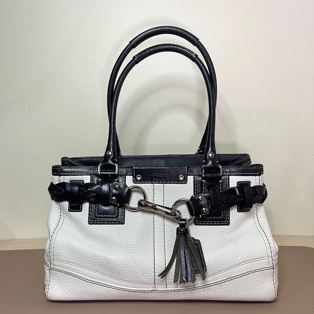 Authentic Coach Hampton Medium Shoulder bag, Luxury, Bags & Wallets on ...
