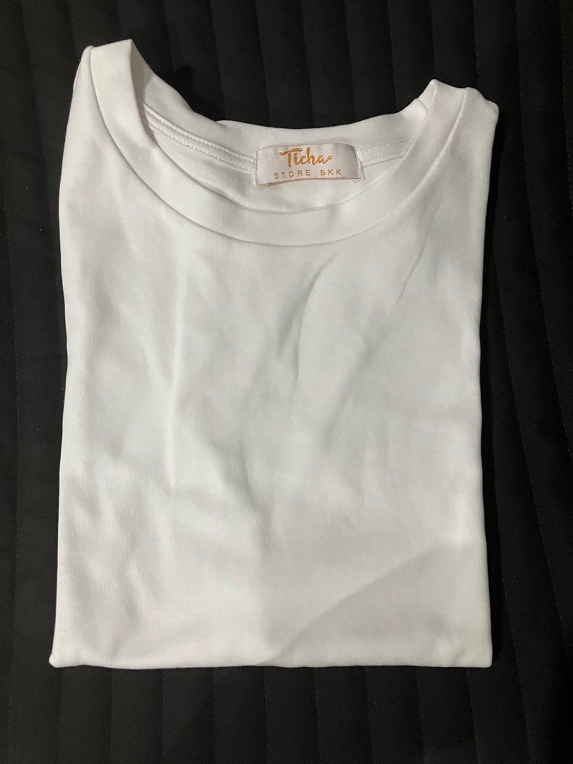 Basic white tee, Women's Fashion, Tops, Shirts on Carousell