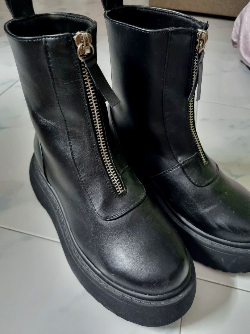 Black platform zip up boots, Women's Fashion, Footwear, Boots on Carousell