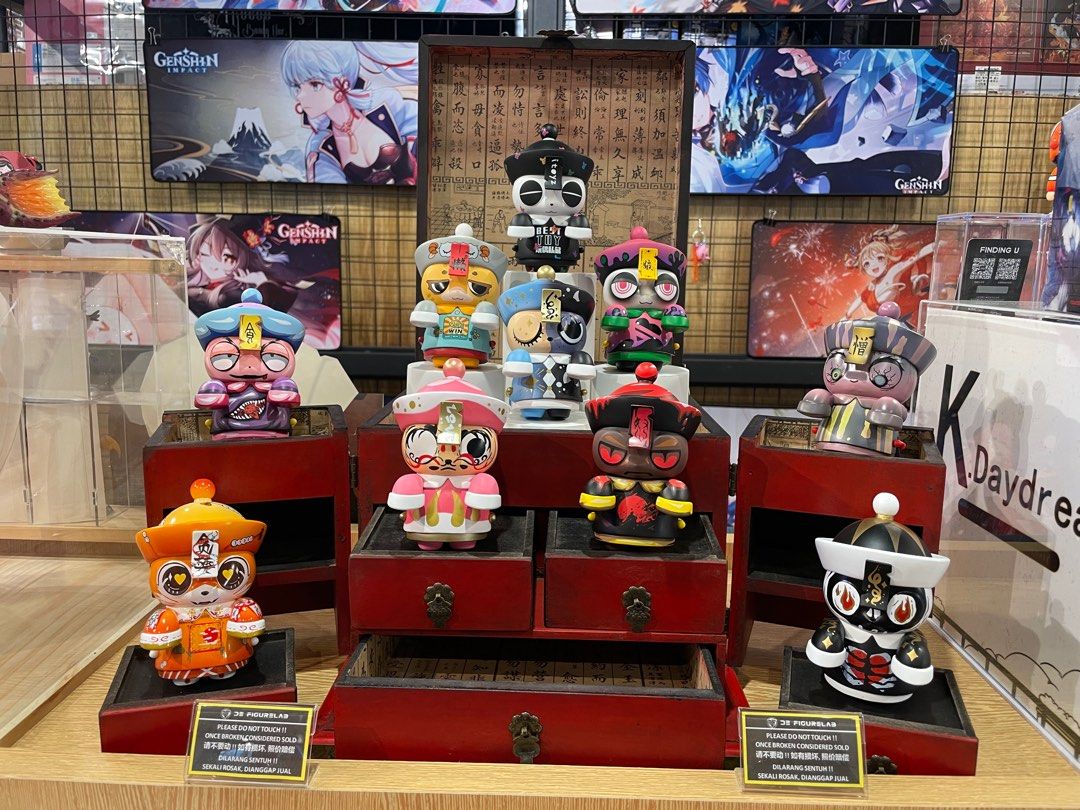 Blind Box Vampire 2.0, Hobbies & Toys, Memorabilia & Collectibles, Fan ...