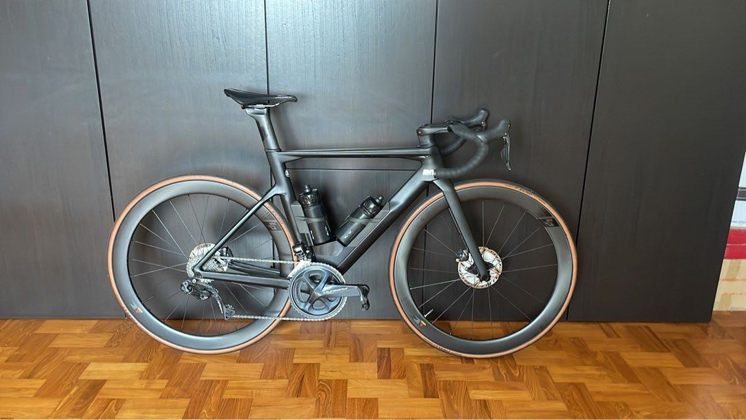 Bmc timemachine road o1 aero road bike with shimano ultegra di2 ...